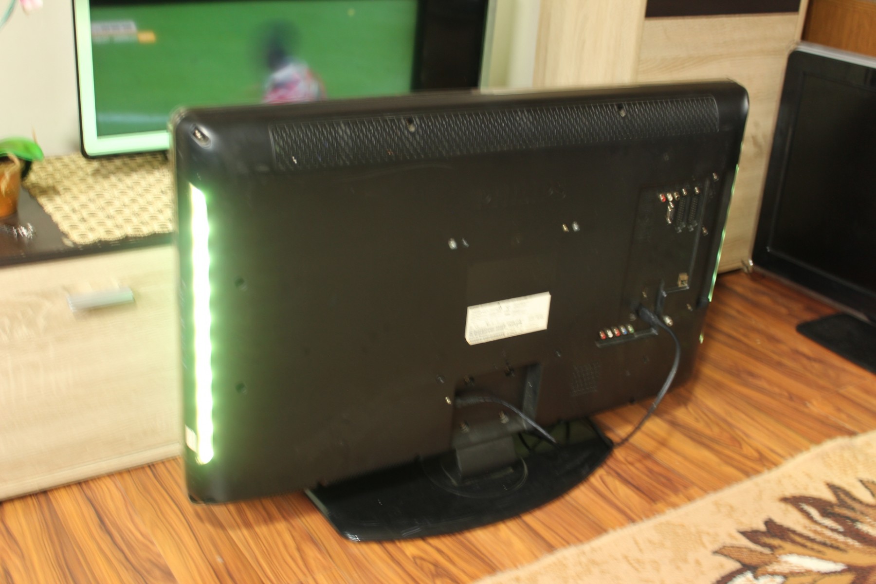 13.lcd tv PHILIPS 37 inca FULL HD,USB,AMBILIGHT INTERNE (55396427) - Limundo.com