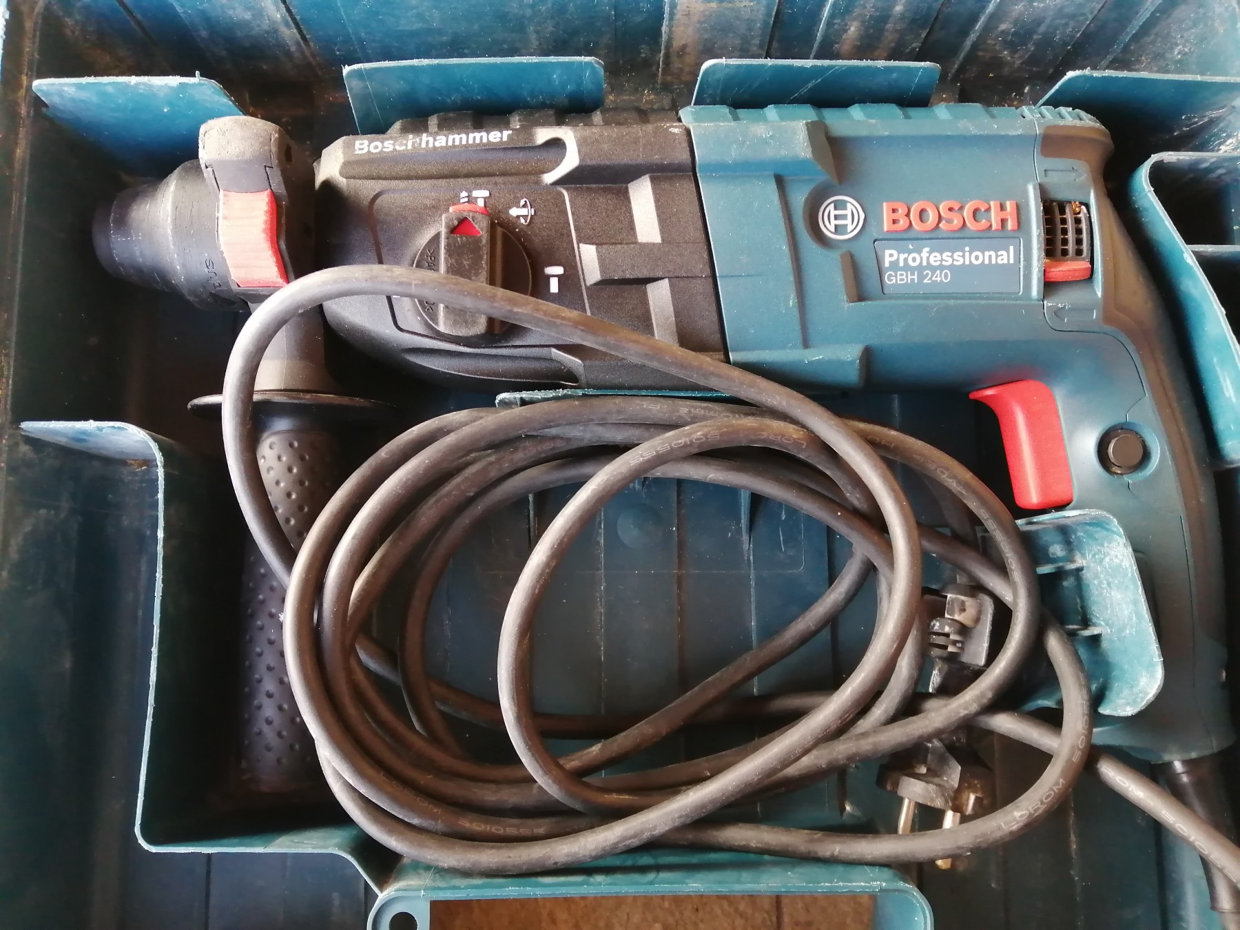 BOSCH hilti 2018 god (85325011) - Limundo.com
