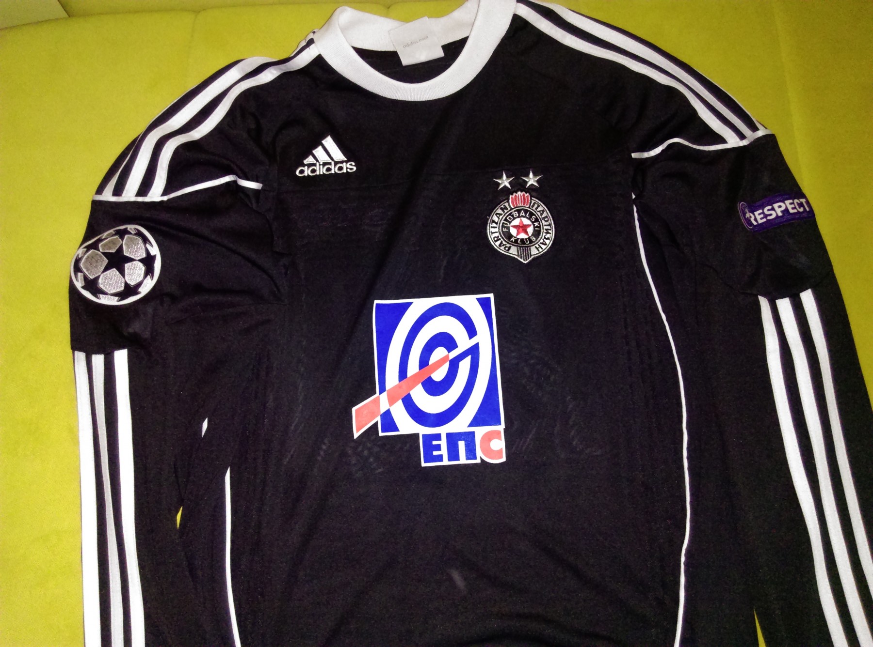 Dres Partizana iz LS (74053245) - Limundo.com