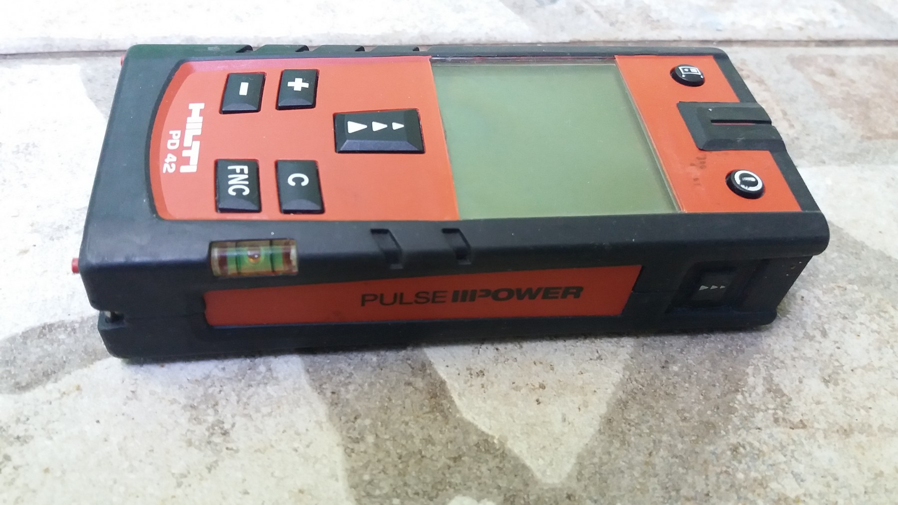 Hilti PD42 laserski daljinomer (82470679) - Limundo.com