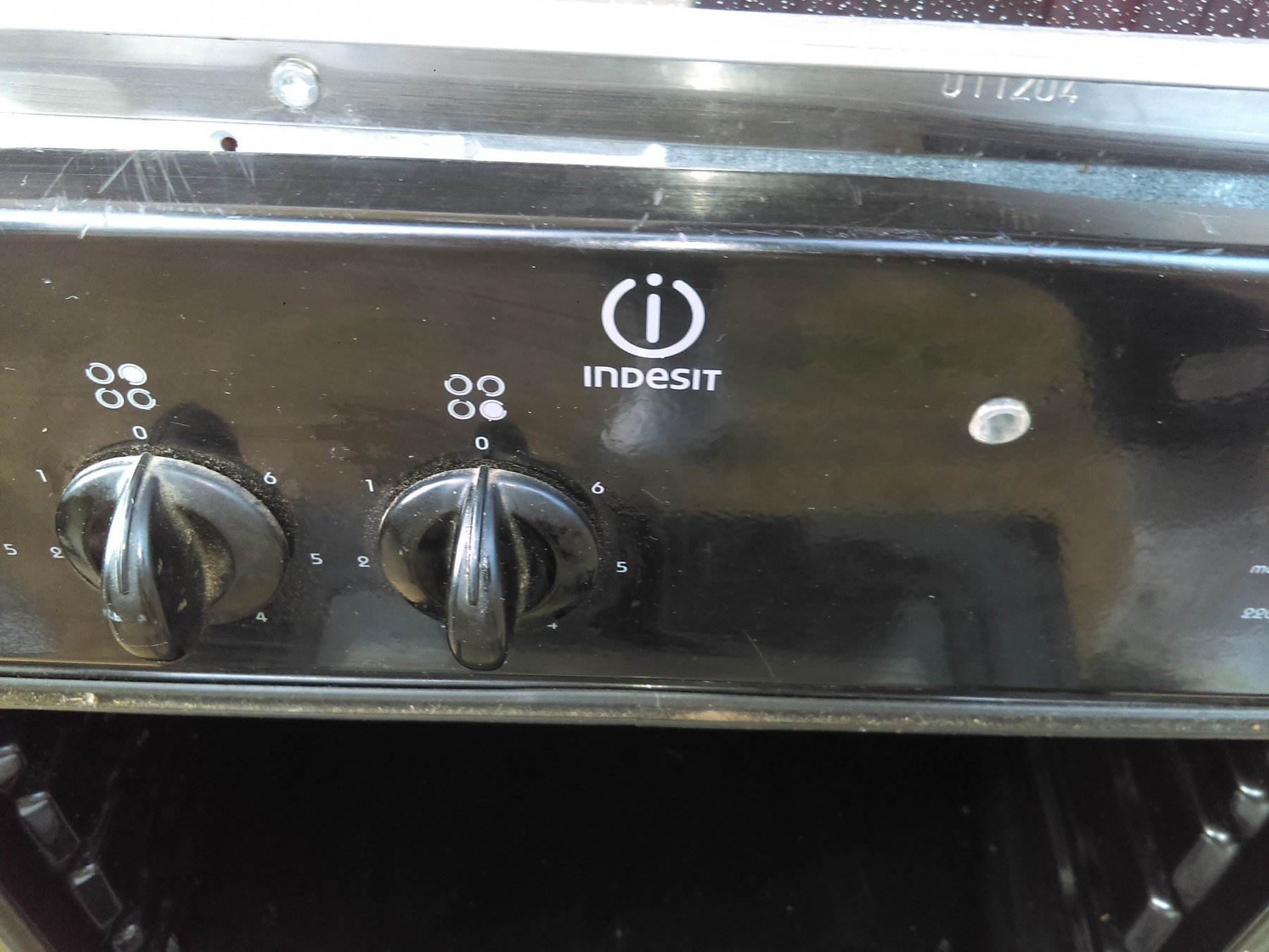 Indesit ugradna rerna i ploca (51750179) - Limundo.com