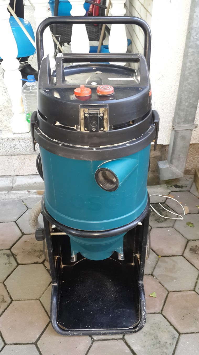 Industrijski usisivac BOSCH 1400W (49720879) - Limundo.com