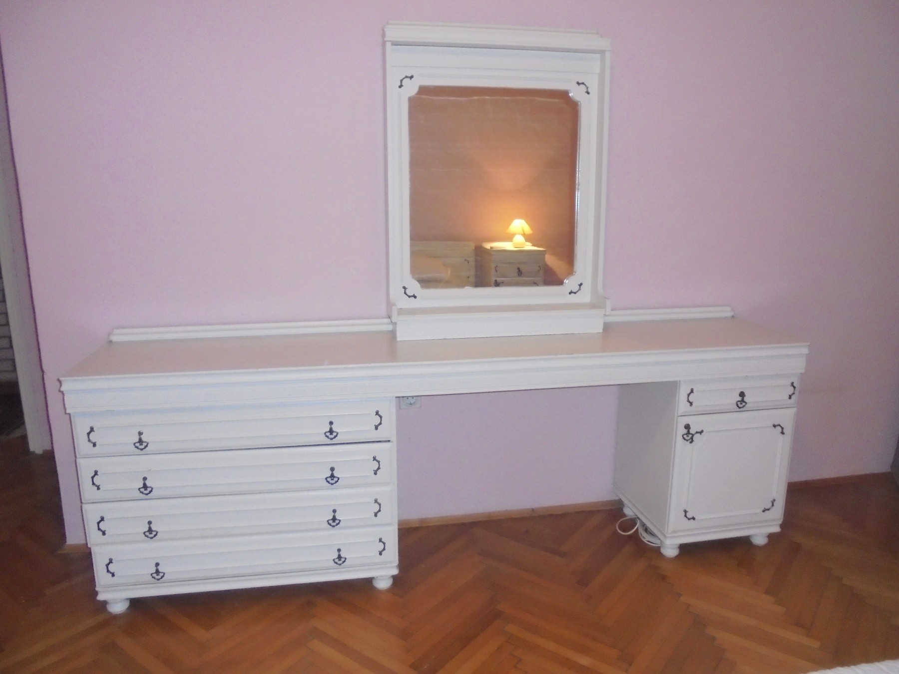 JASEN KRALJEVO spavaca soba, TOALETNI STO! (43689833) - Limundo.com