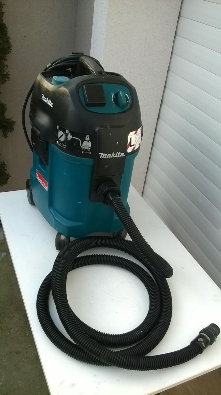 Makita industrijski usisivac 446L (53648079) - Limundo.com