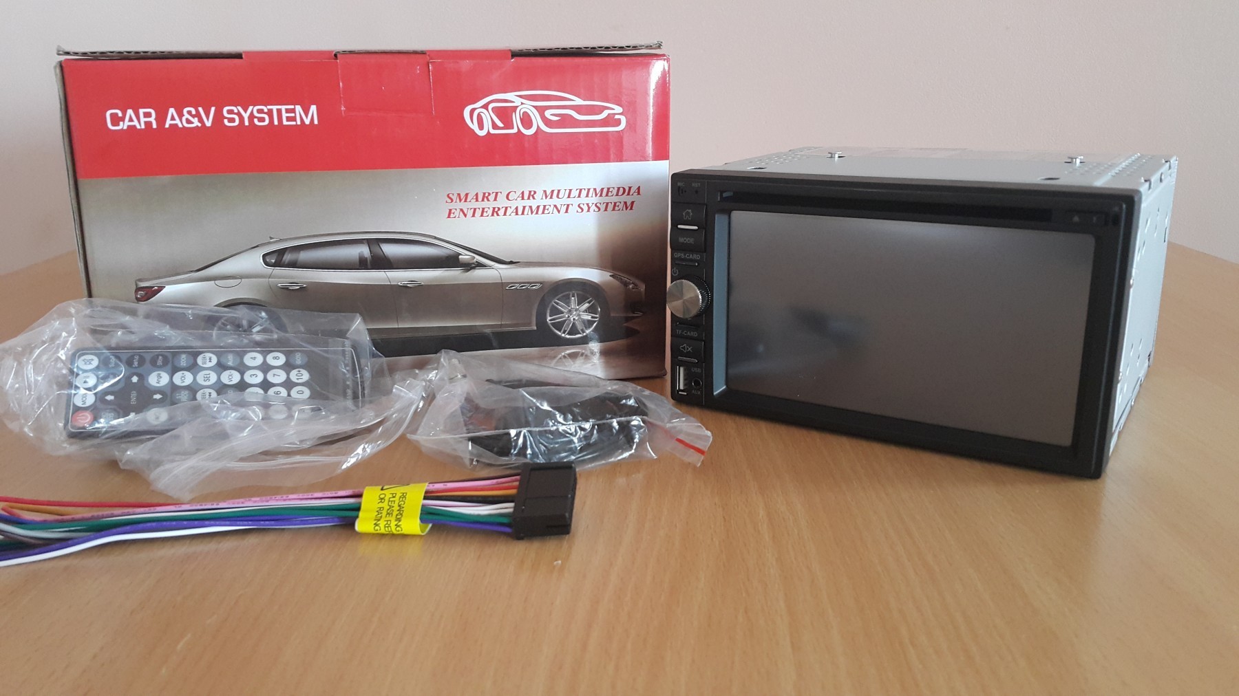 Multimedia za auto touch screen+GPS univerzalna NOVO (60448385 ...