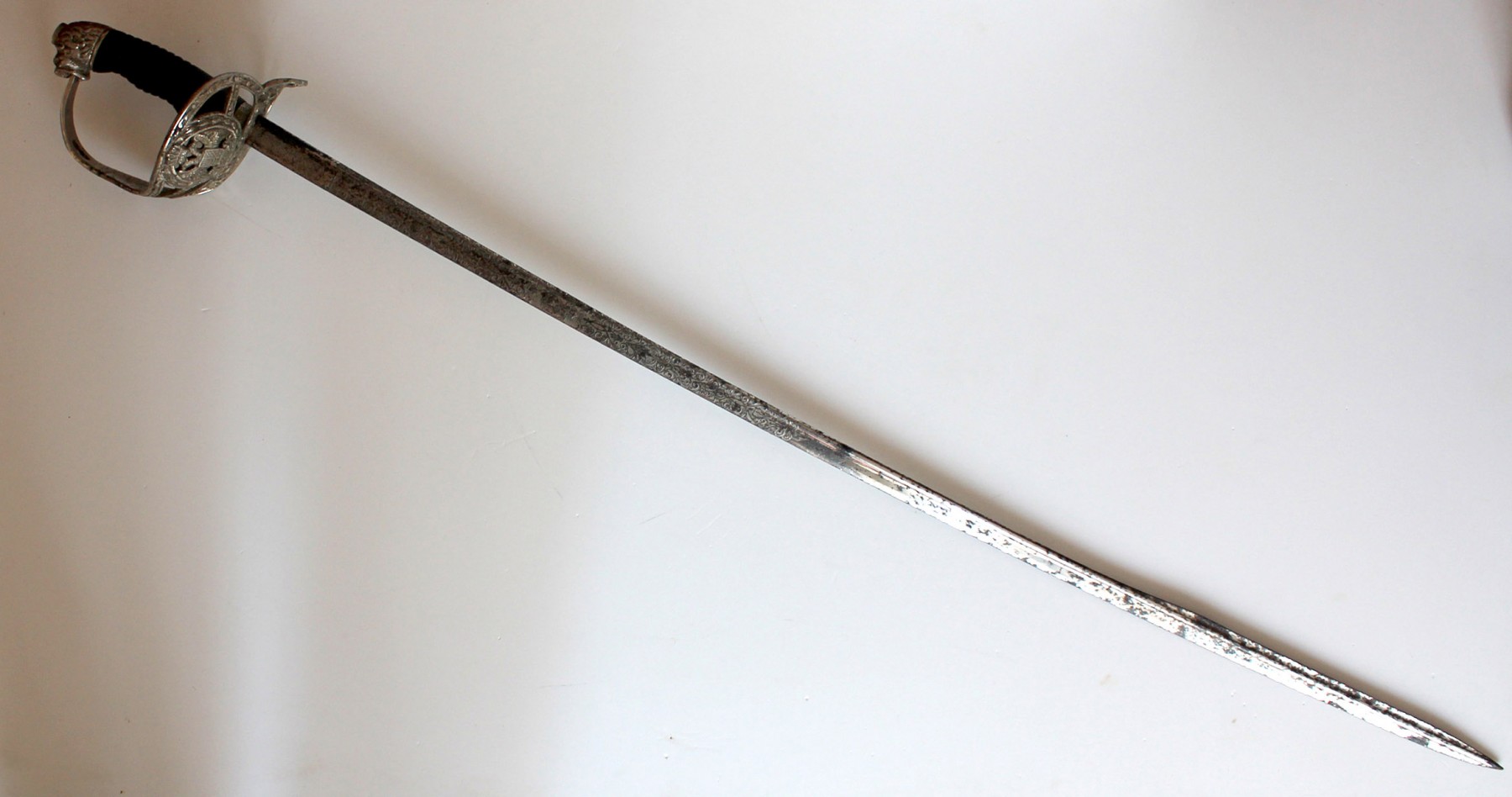 Oficirska sablja Kraljevine Jugoslavije (49405859) - Limundo.com