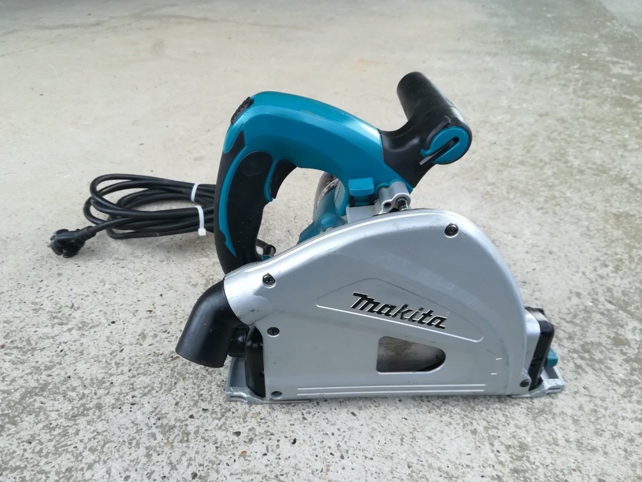 Original Makita uranjajuci cirkular PROFI (75460029) - Limundo.com