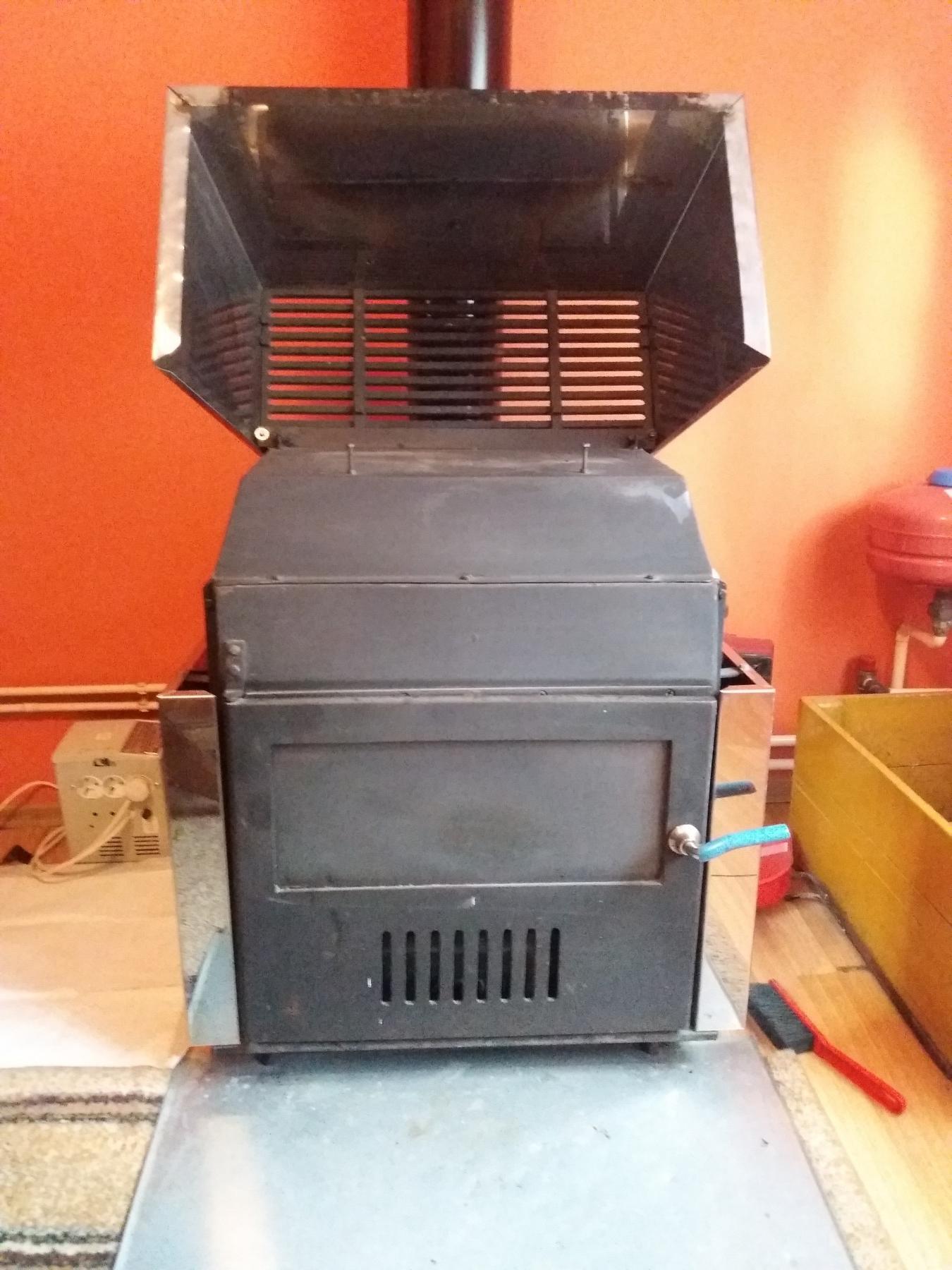 PEC ZA ETAZNO GREJANJE (82209915) - Limundo.com