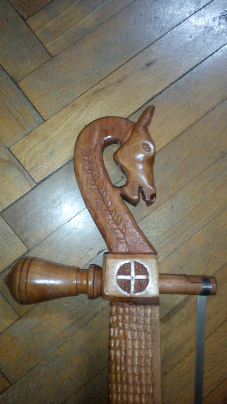 Profesionalne Gusle - Tradicionalni instrument (43977649) - Limundo.com