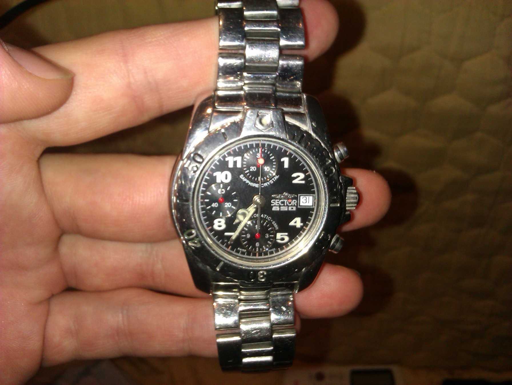 Sector 850 Valjoux/ETA 7750 Automatic Chronograph (80490327) - Limundo.com