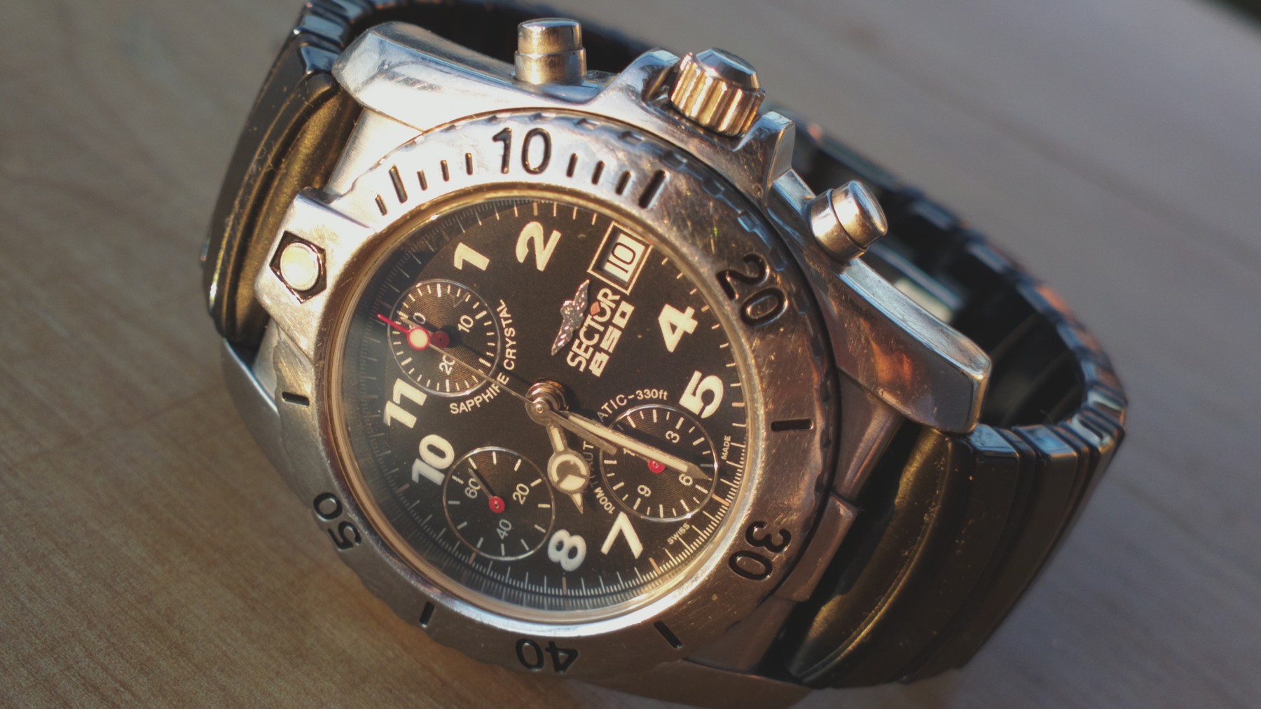 Sector 850 Valjoux/ETA 7750 Automatic Chronograph (80490327) - Limundo.com