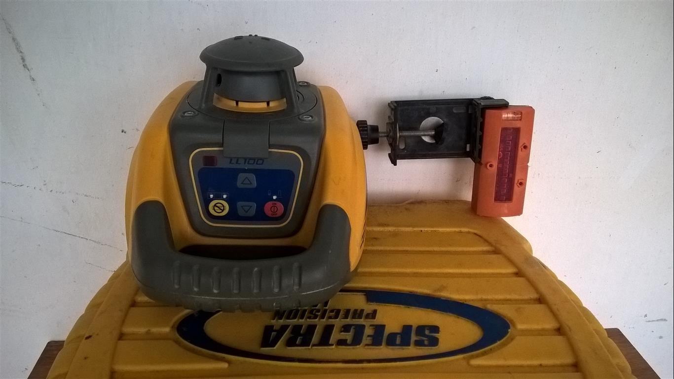 Spectra LL100 rotacioni laser za gradjevinu (68559685) - Limundo.com