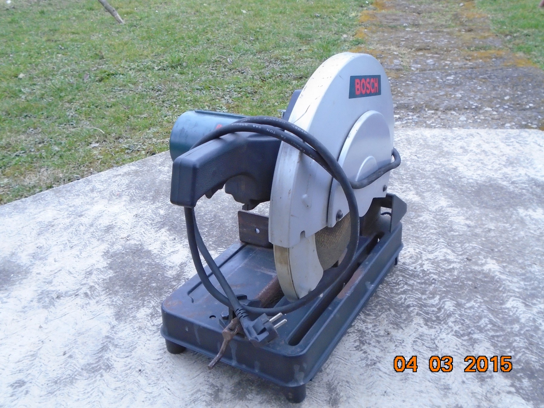 Stona testera za metal-Bosch (36358281) - Limundo.com