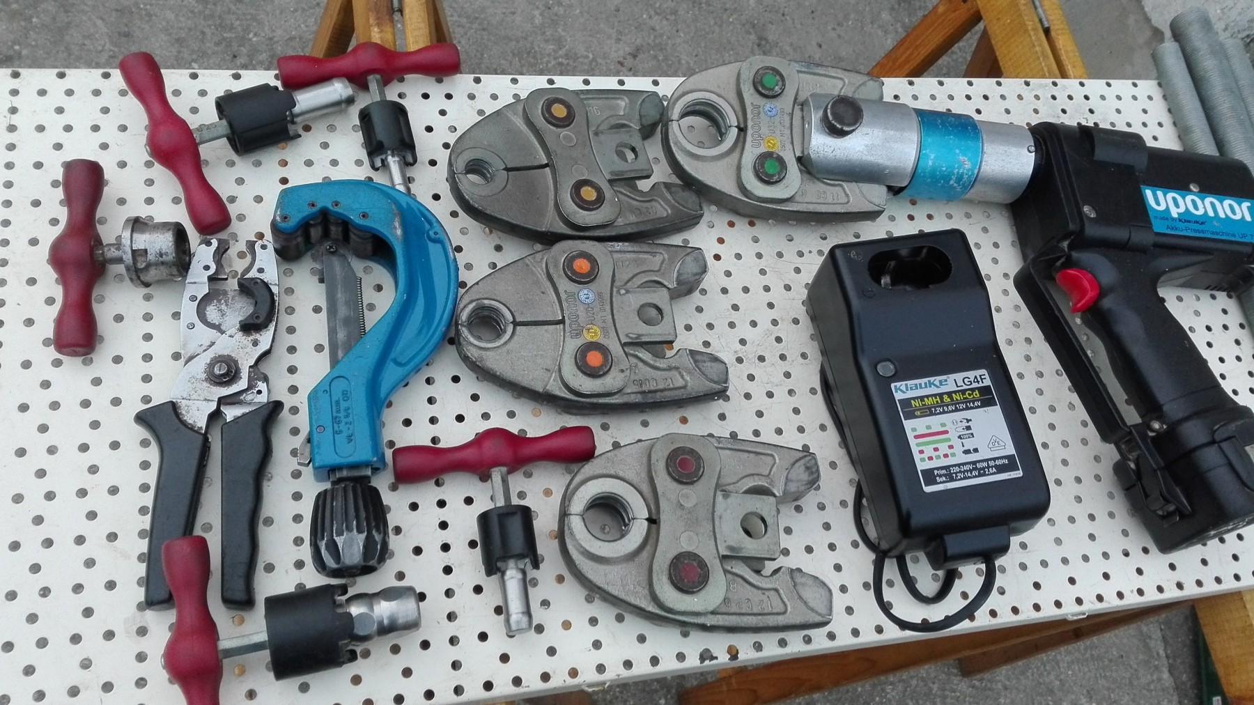 UPONOR AKU PRESA MACHINE UP 75 KLAUKE (45897625) - Limundo.com