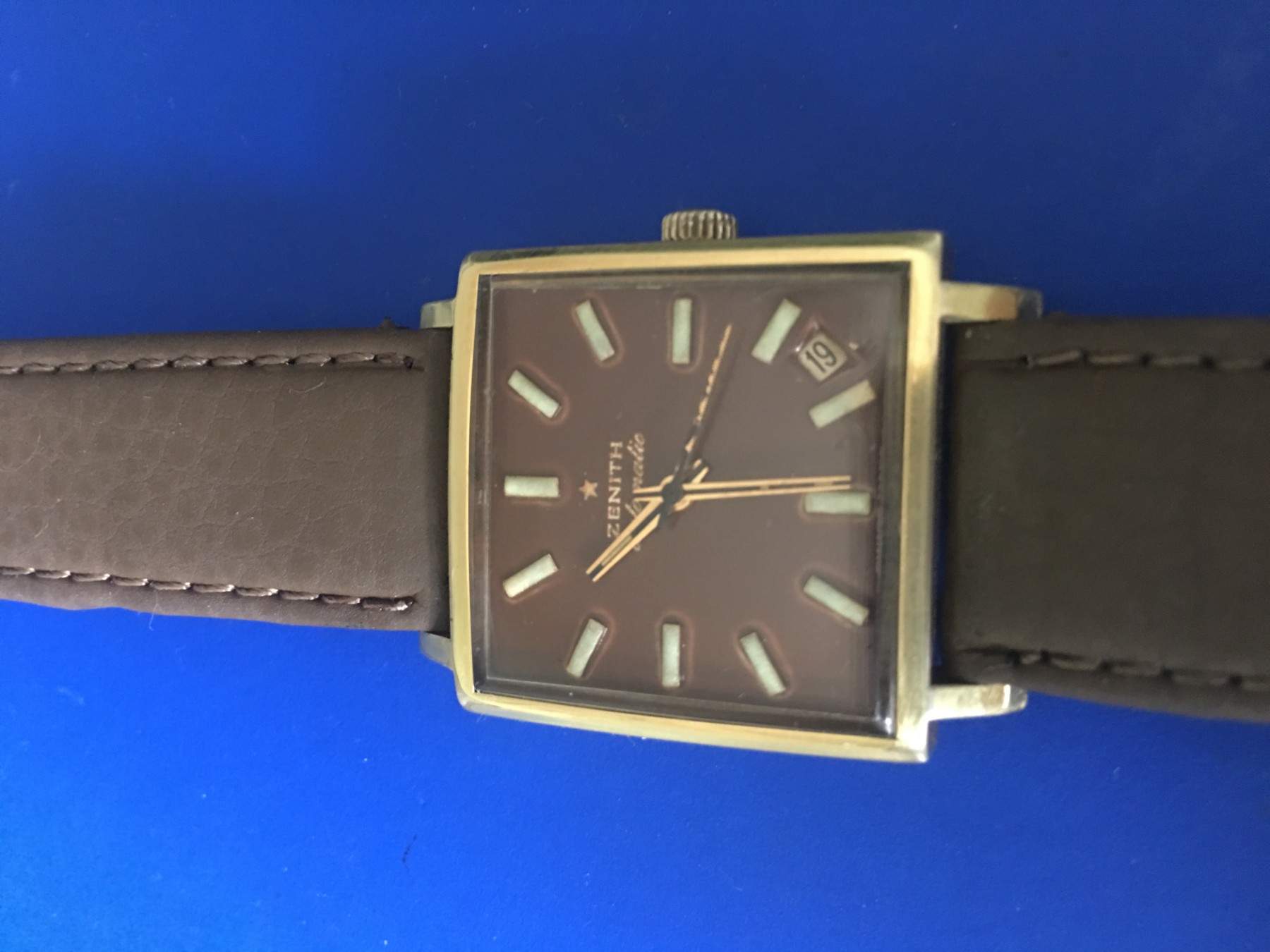 ZENITH RESPIRATOR AUTOMATIC CAL. 2542 (72585381) - Limundo.com