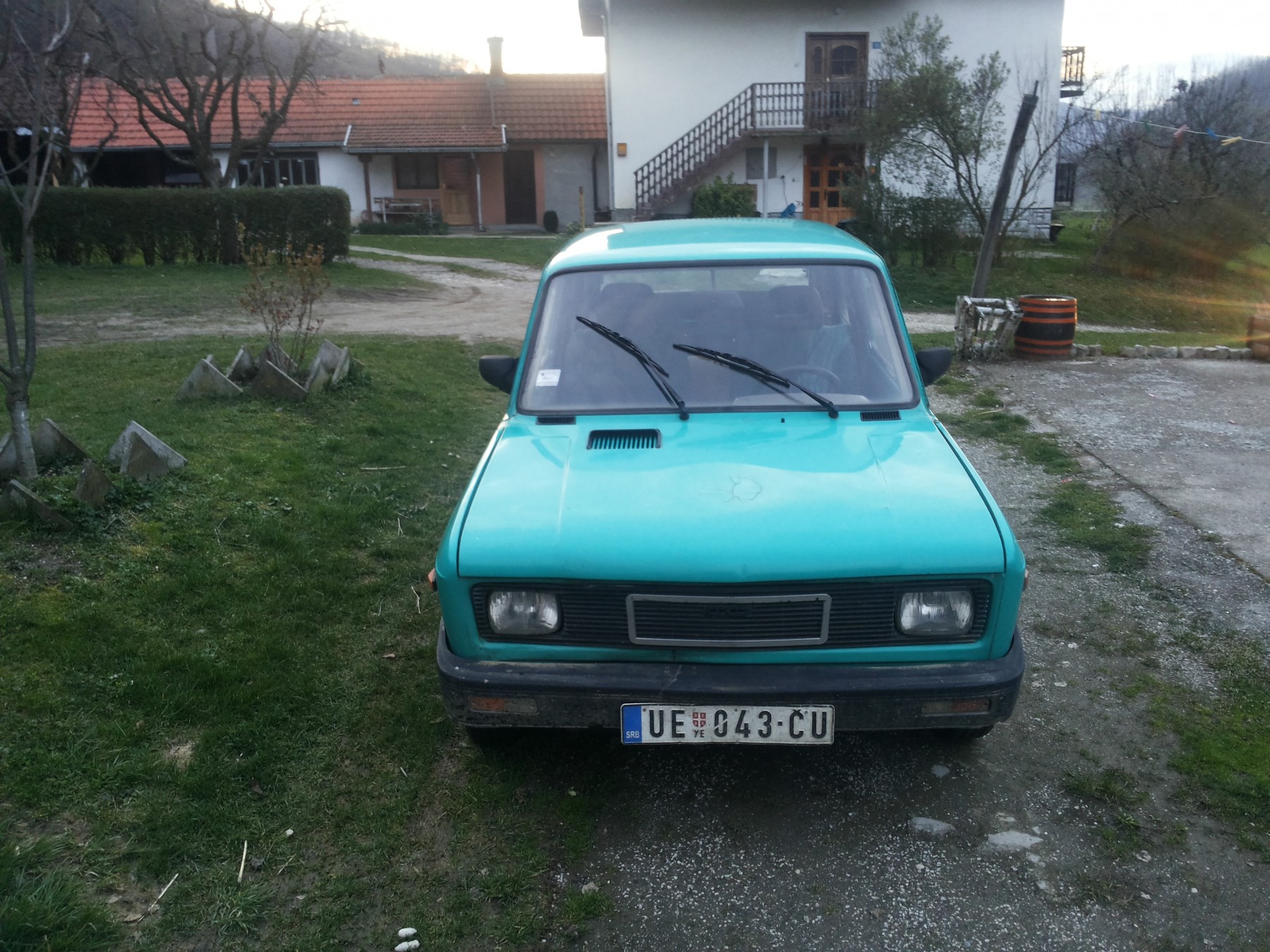 kec..kec ..zastava 101 (45487673) - Limundo.com
