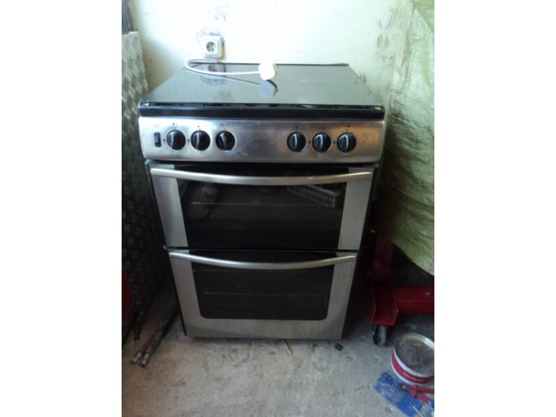 sporet na gas sa dve rerne engleski (67870241) - Limundo.com